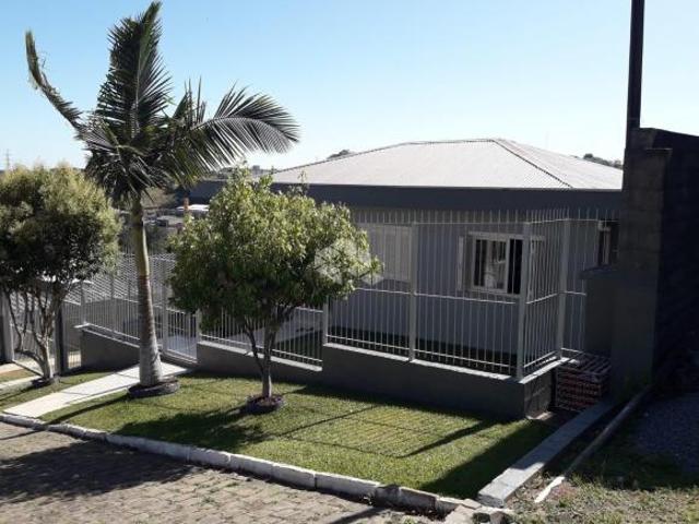 Casa no bairro Industrial com 2 pavimentos