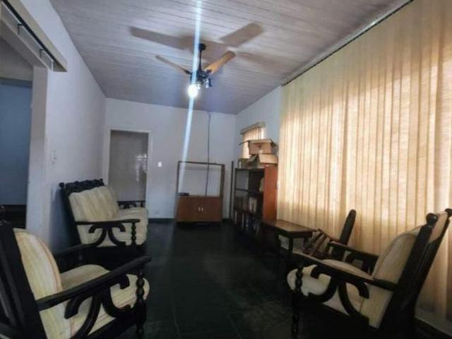 Casa à venda com 4 quartos no bairro Ivoty