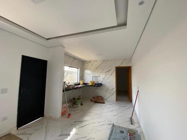 Casa no bairro Jardim Bopiranga em Itanháem. Possui piscina e 02 dormitórios