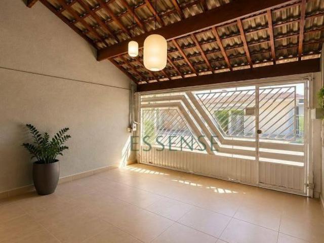 Casa à Venda de 150 m² no bairro Jardim Imperador em Suzano, dispõe de 02 dormitórios