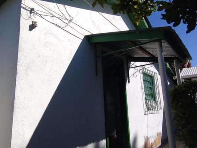 Casa no bairro Lomba do Pinheiro 2 dormitórios