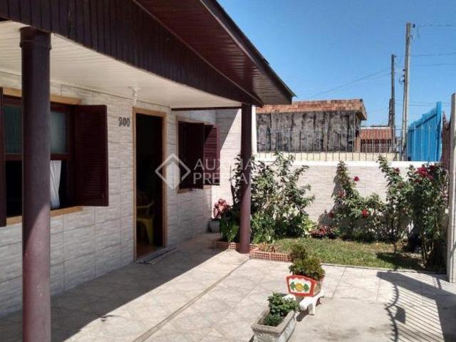 Casa no bairro Maria Regina