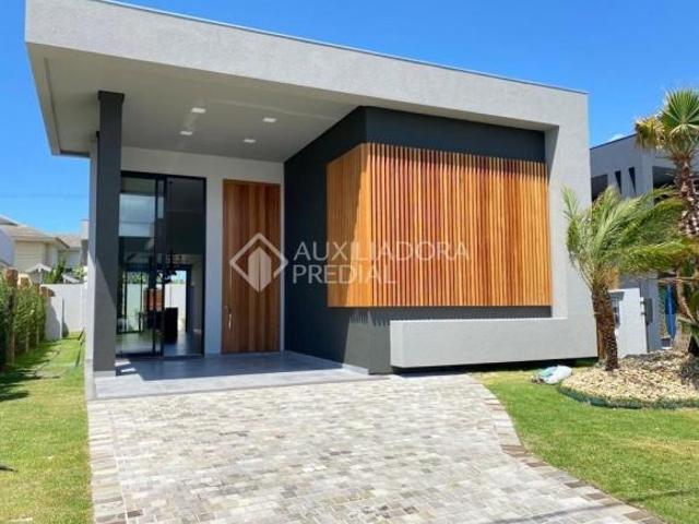 Casa no bairro Maristela