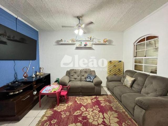 Casa no bairro Parque Nova Suíça, em Valinhos SP