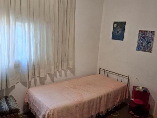 Casa no Bairro Petrópolis, à 800 metros da Encol, com pátio e piscina