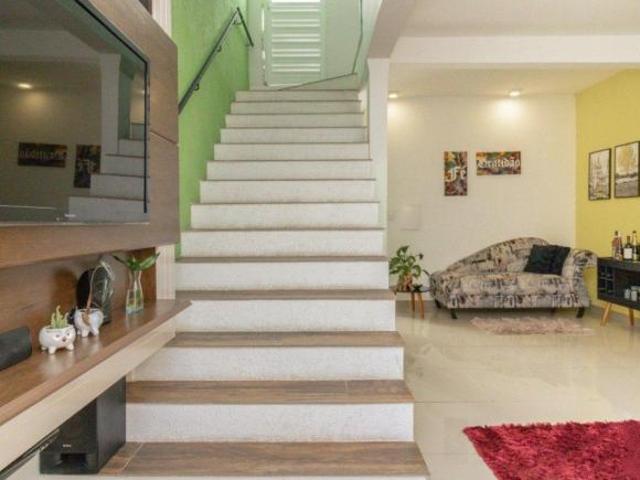 Casa no bairro Pilarzinho com 160m², 3 dormitórios sendo 1 suíte e 4 vagas Pilarzinho Curiti