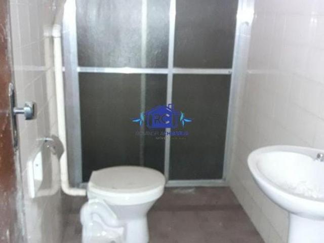 Casa no bairro Queluz com 2 quartos, sala, copa, cozinha,banheiro, varanda, área de serviço, quinta
