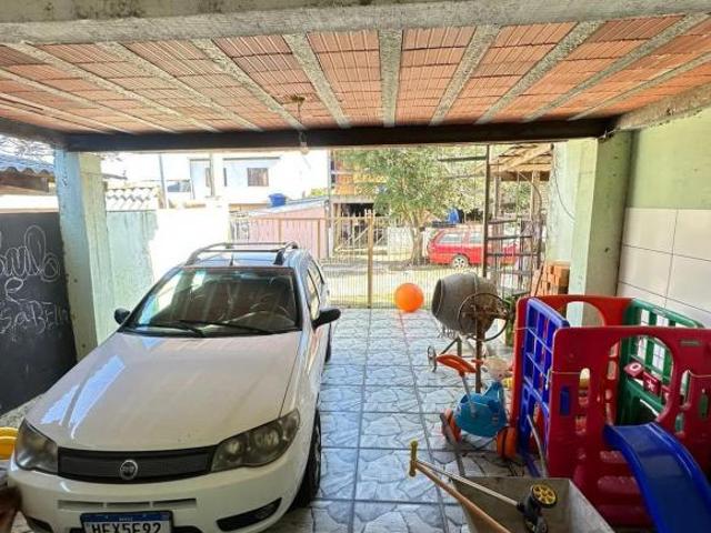 CASA NO BAIRRO RESTINGA