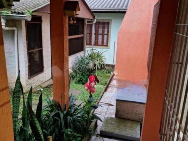 Casa no bairro Santa Lúcia com 176,00 m2 e com 3 dormitórios