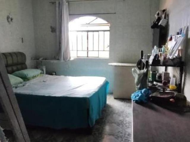 CASA NO BAIRRO SAN GENARO