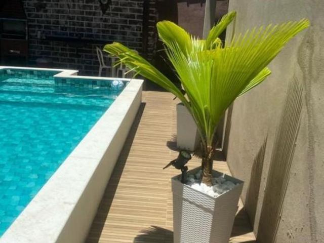 Casa no bairro Stella Maris em Peruibe. Possui piscina e 2 dormitórios