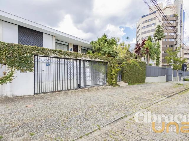Casa no Bigorrilho de 320 m²
