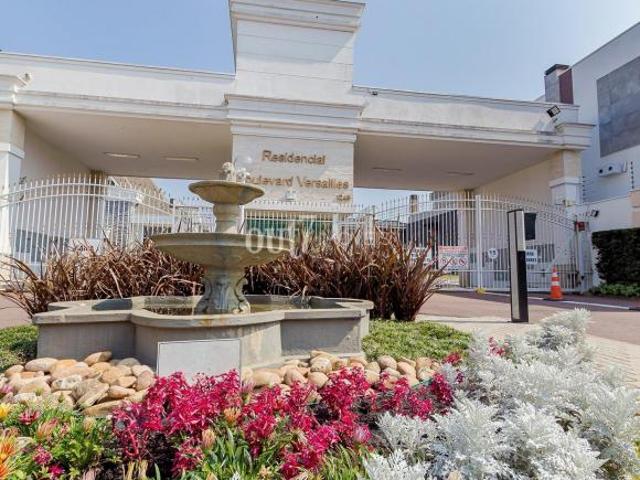 Casa no Boulevard Versailles, no Uberaba