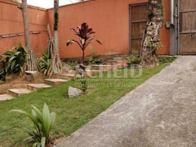 Casa no Brooklin com 4 quartos com 4 vagas de garagem!