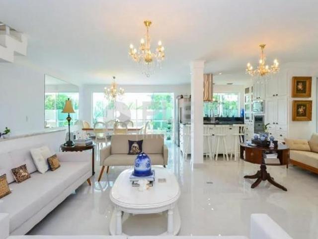 Casa no Brooklin de 270 m² com 4 Suítes e 3 Vagas à venda, São Paulo, SP
