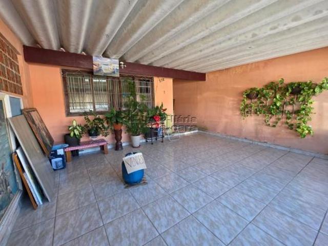 Casa no Caiçara com edícula, á 500 metros da praia!