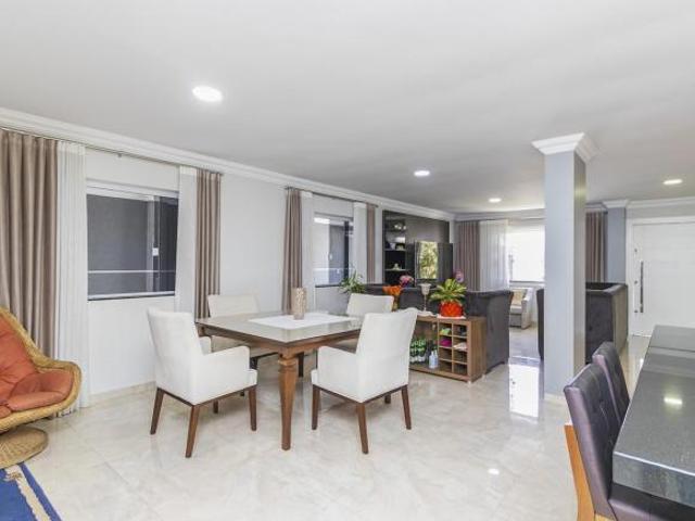 Casa no Campo Comprido com 4 quartos