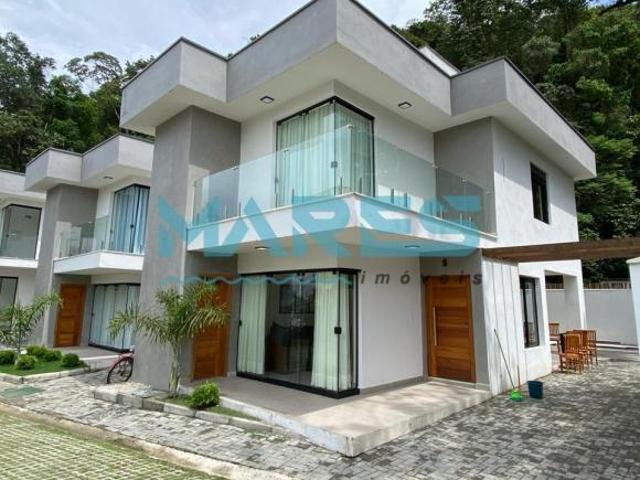 Casa no Canto do Moreira praia de Maresias
