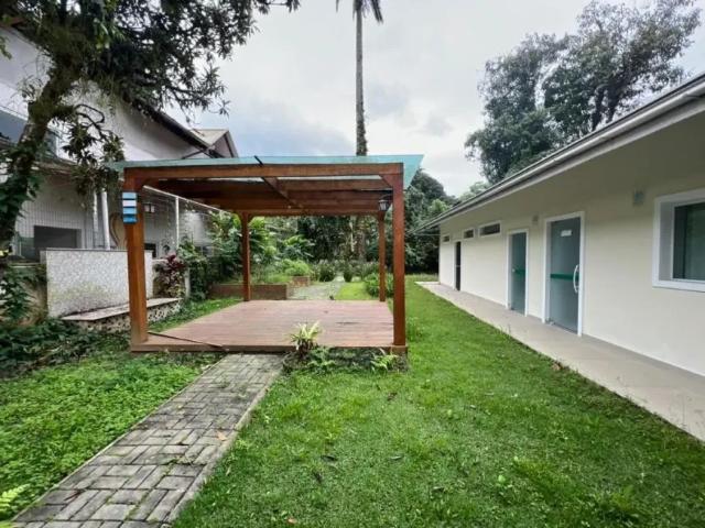 Casa no centro com 3 quartos para venda, 280 m²