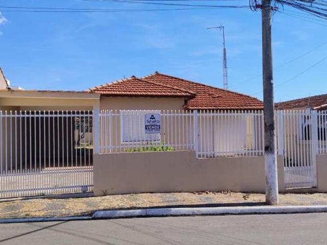 CASA NO CENTRO DA CIDADE