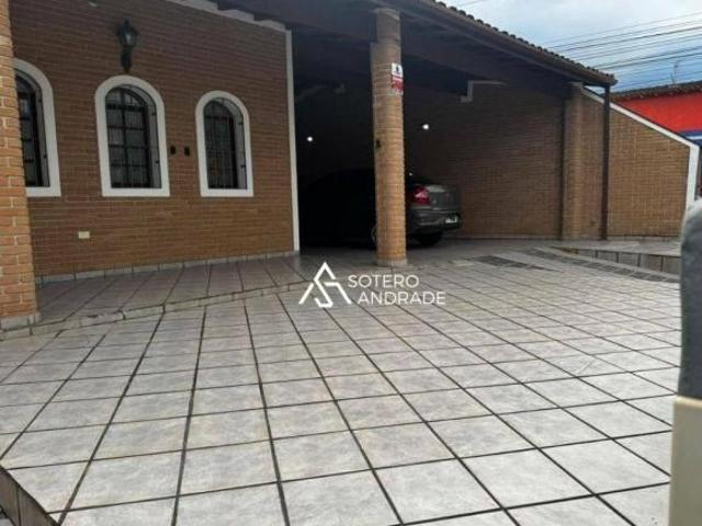 Casa no centro da cidade, localização privilegiada