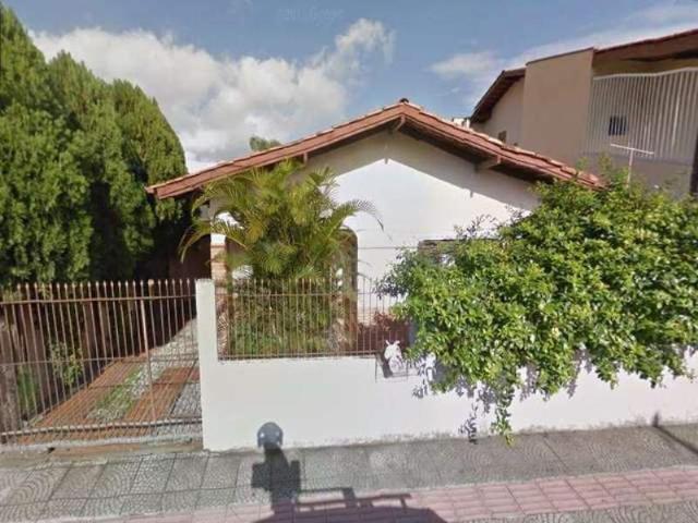 Casa no centro de Balneário Camboriú