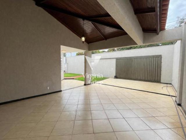 Casa no centro de Betim MG