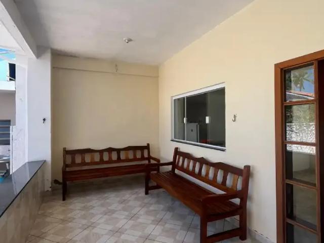 Casa no Centro de Caraguatatuba com dois quartos, excelente localização