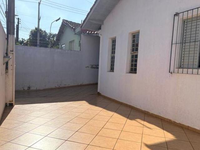 Casa no Centro de Cesário Lange: 4 Quartos 1 suíte, 3 Vagas e Amplo Quintal R$ 580.000,00
