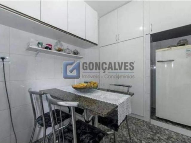 Casa no Centro de São Caetano com 84m² de terreno com 58m² de construção