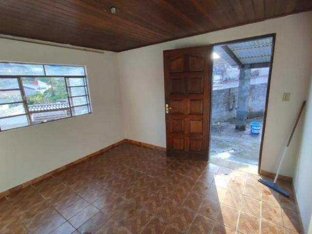CASA NO CENTRO DE SÃO LOURENÇO DA SERRA 169 MIL