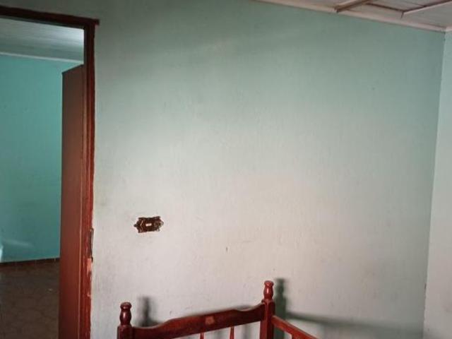 CASA NO CENTRO DE SÃO LOURENÇO DA SERRA