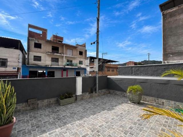 Casa no Cerâmica por R$450.000