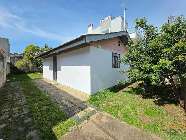 Casa no Cidade Industrial de 46 m² com 3 quartos