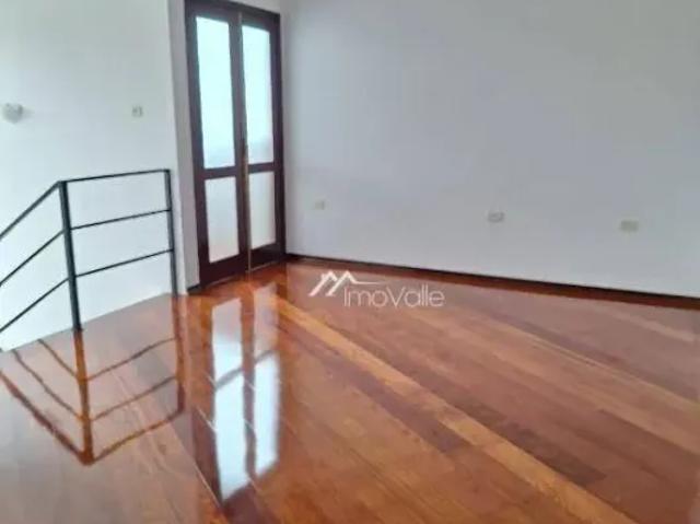 Casa no Condomínio Eldorado