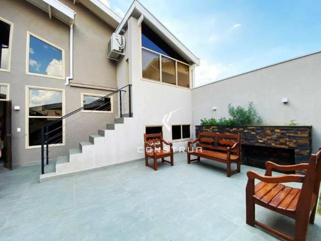 Casa no condomínio Parque da Hípica