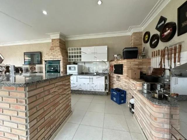 Casa no condomínio Vale do Lago com 2 dormitórios, 1 com suíte, closet e hidro