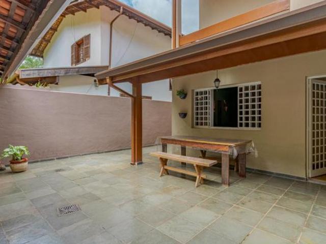 Casa no condomínio Colinas Do Ermitage para venda com 3 quartos, sendo 1 suíte, 347m² theremaxcoll
