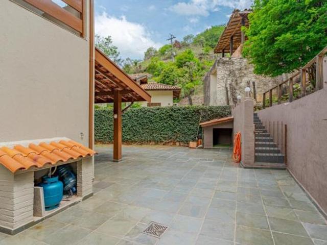 Casa no condomínio Colinas Do Ermitage para venda com 3 quartos, sendo 1 suíte, 347m² sandracanell