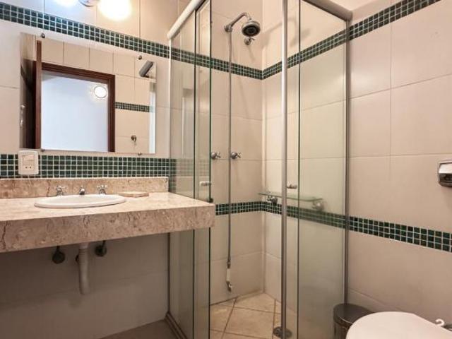 Casa no condomínio COLINAS DO MOSTEIRO DE ITAICI para venda com 5 quartos, sendo 3 suítes, 406m² r