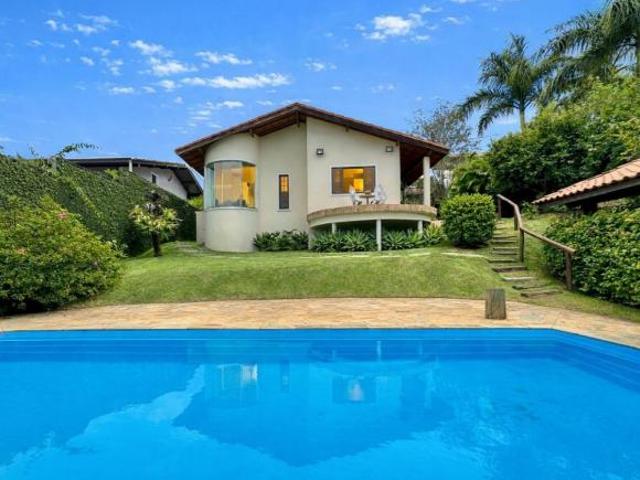 Casa no condomínio Cond. Granja Viana II Glebas IV para venda com 4 quartos, sendo 4 suítes, 423m²