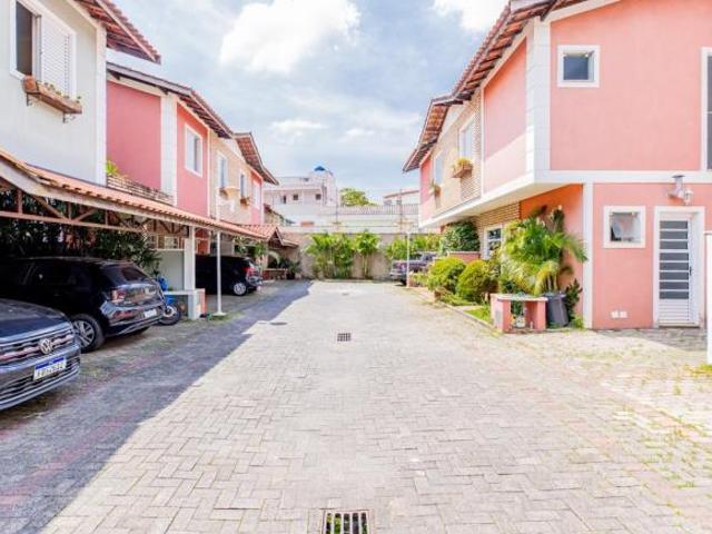 Casa no condomínio Condomínio Villa de São Paulo para venda com 2 quartos, sendo 2 suítes, 200m² r