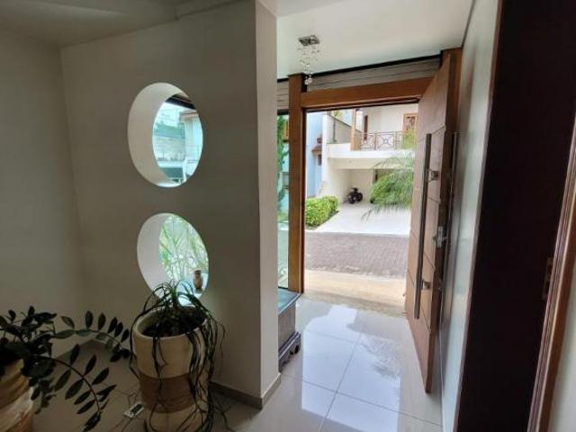 Casa no condomínio Condomínio chácara francesa para venda com 4 quartos, sendo 4 suítes, 400m²