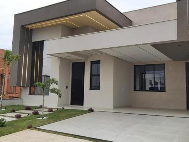 Casa no condomínio Condomínio Dona Maria Cândida para venda com 3 quartos, sendo 3 suítes, 195m²
