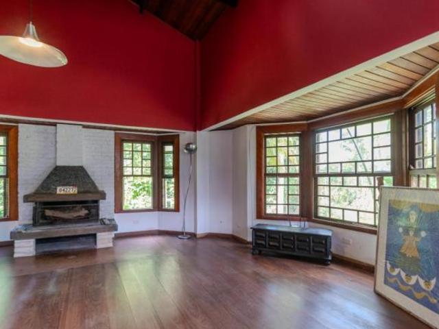 Casa no condomínio Condomínio Fazenda da Ilha para venda com 3 quartos, sendo 1 suíte, 189m² there