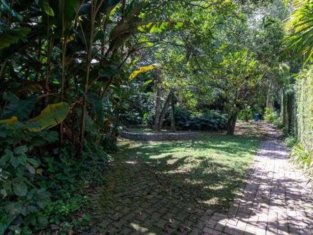 Casa no condomínio Condominio Granja Do Morumbi para venda com 4 quartos, sendo 4 suítes, 260m² th