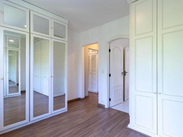 Casa no condomínio Condominio Granja Do Morumbi para venda com 4 quartos, sendo 4 suítes, 260m² ma