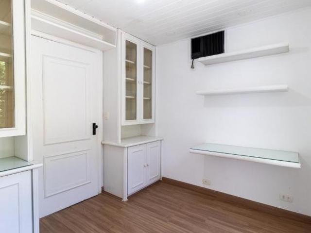 Casa no condomínio Condominio Granja Do Morumbi para venda com 4 quartos, sendo 4 suítes, 260m² ru