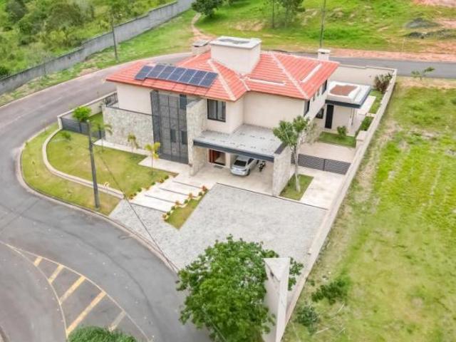 Casa no condomínio Condomínio Jequitibá para venda com 4 quartos, sendo 4 suítes, 500m²
