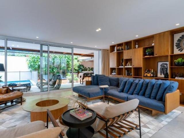 Casa no condomínio Condomínio Modernne para venda com 3 quartos, sendo 3 suítes, 357m² tania guido